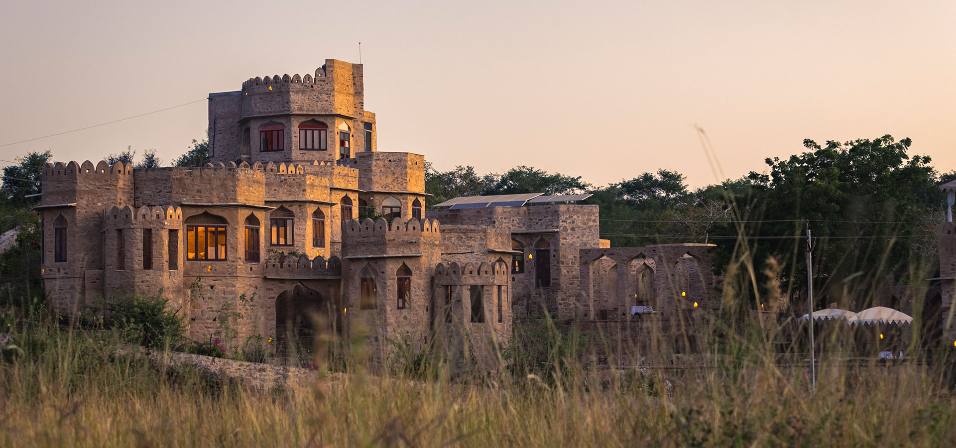 Luxury Resort in Udaipur | Top Exotic Stay in Udaipur | Heritage Stay ...